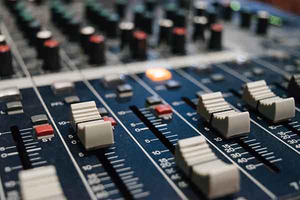 5 Ways To Make Your Stream Sound Better | Live X
